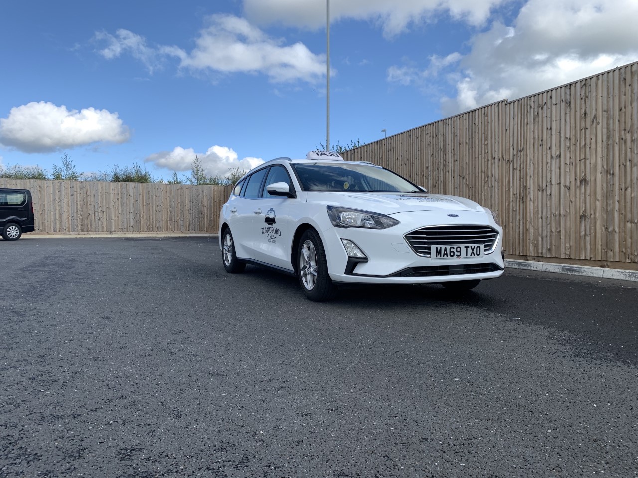- Blandford Taxis